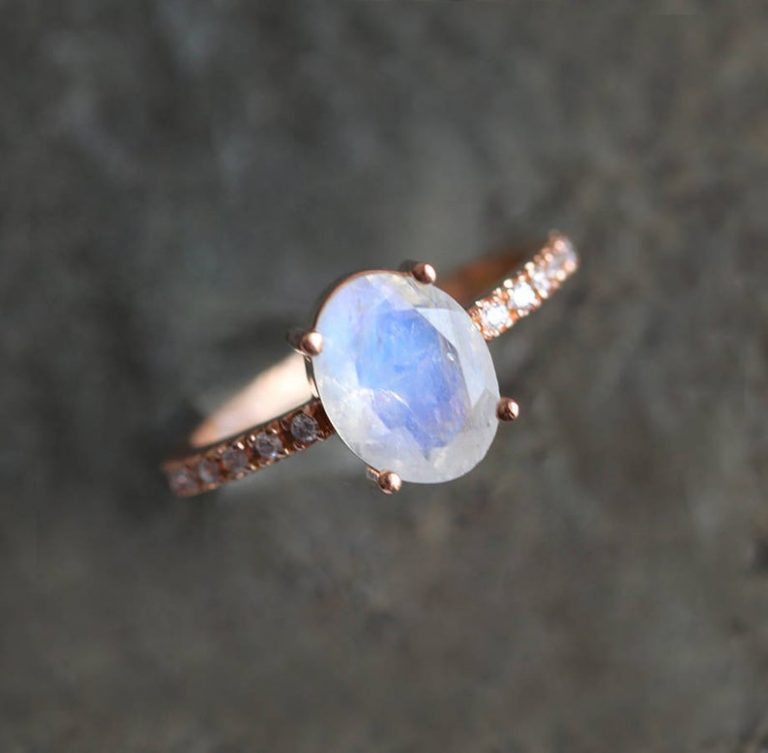 The complete guide to choosing the perfect moonstone ring - Gemstonist