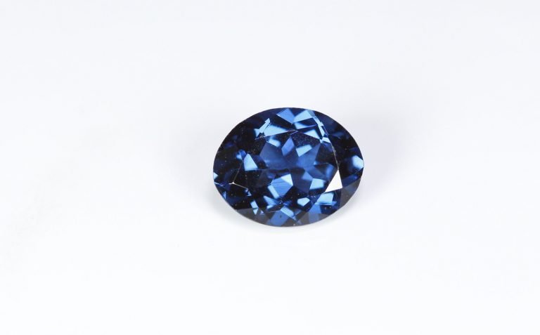Blue Spinel: The Ultimate Guide to Meaning, Properties, Uses - Gemstonist