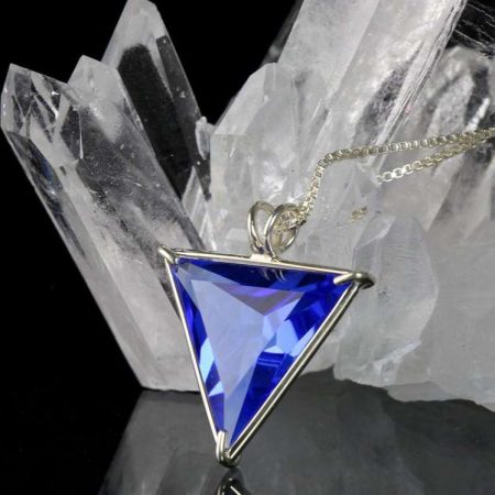Blue Quartz: The Ultimate Guide to Meaning, Properties, Uses - Gemstonist