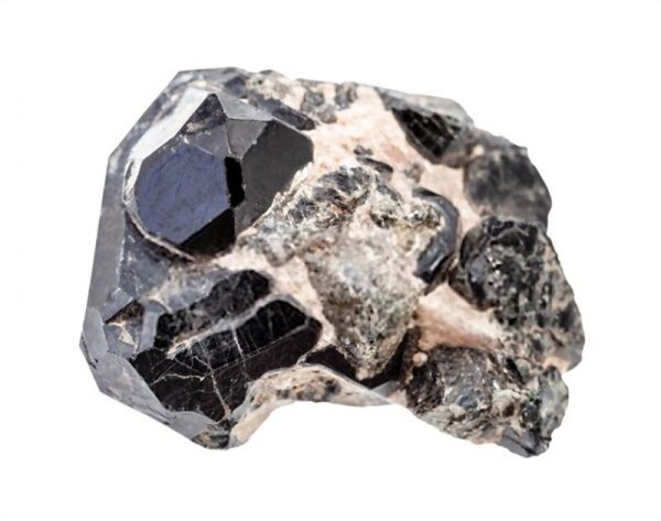 Black Spinel: The Ultimate Guide to Meaning, Properties, Uses - Gemstonist