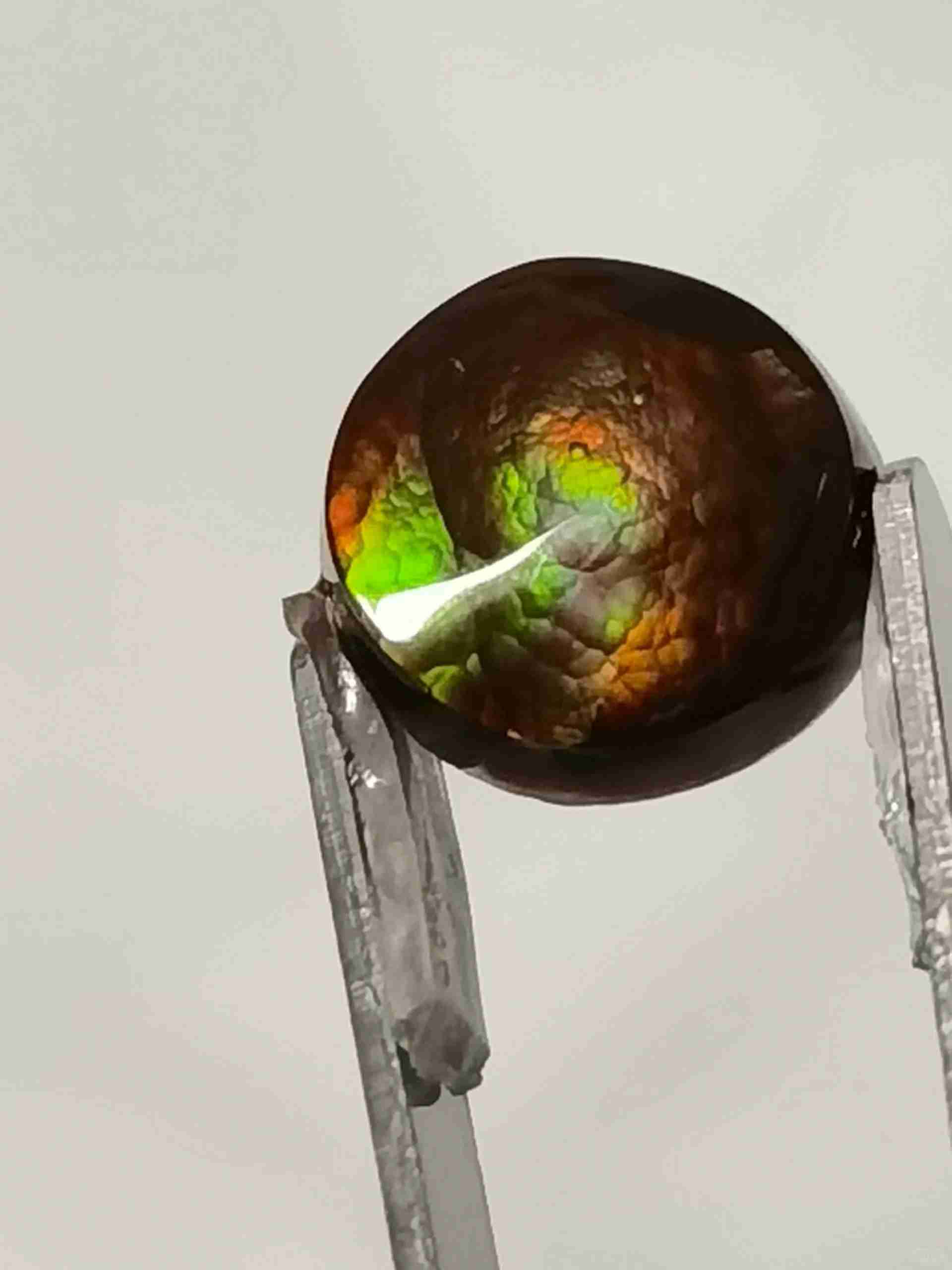 Fire Agate: Meaning, Properties & Uses - Gemstonist