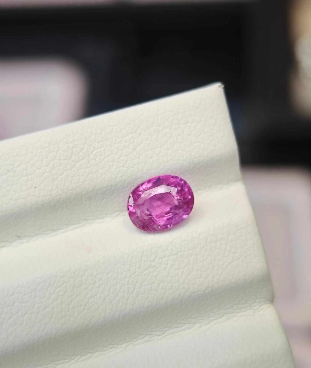 Pink Sapphire: Meaning, Properties & Uses - Gemstonist