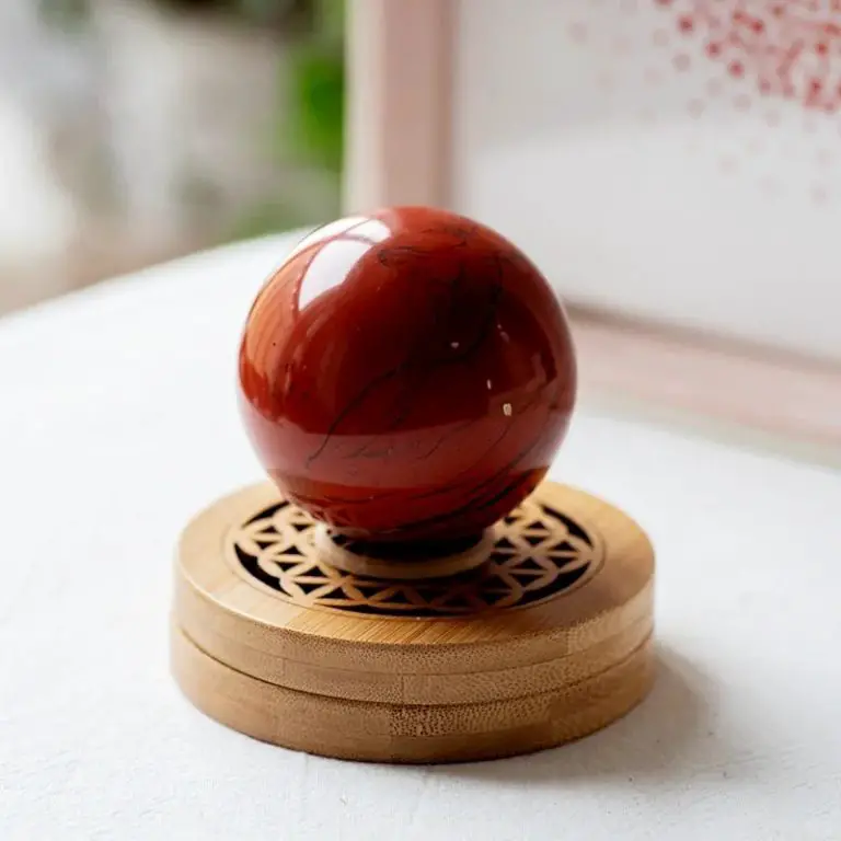 Red Jasper: Meaning, Properties & Uses - Gemstonist